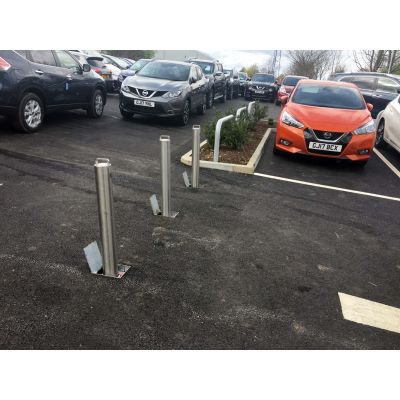 Telescopic Security Posts & Bollards